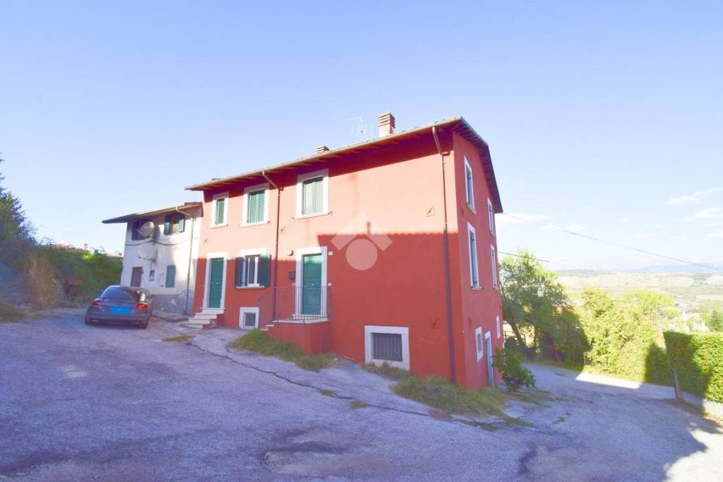 Appartamento in vendita a L'Aquila costa Fonte Augelli, 5
