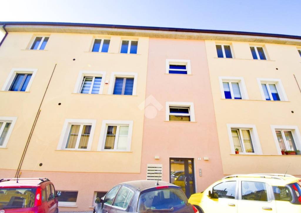 Appartamento in vendita a L'Aquila via Berardino Marinucci, 1