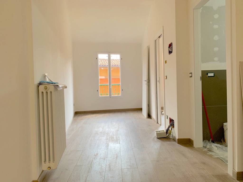 Appartamento in vendita a Bologna via San Vitale