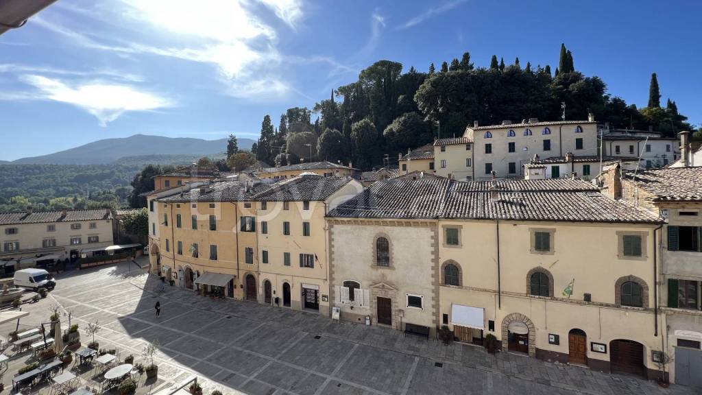 Appartamento in vendita a Cetona cetona