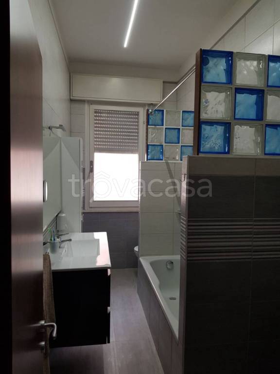 Villa Bifamiliare in in vendita da privato a Rimini viale Londra, 4