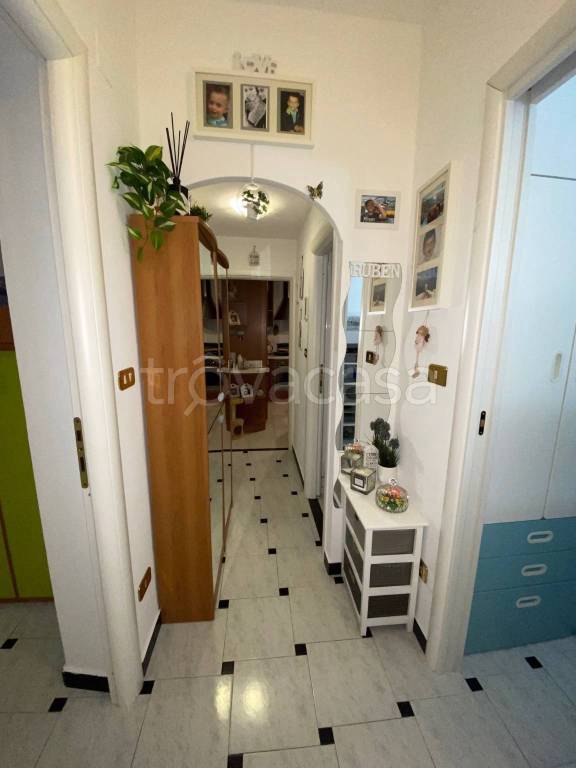 Appartamento in in vendita da privato a Genova via Pietro Borsieri, 5