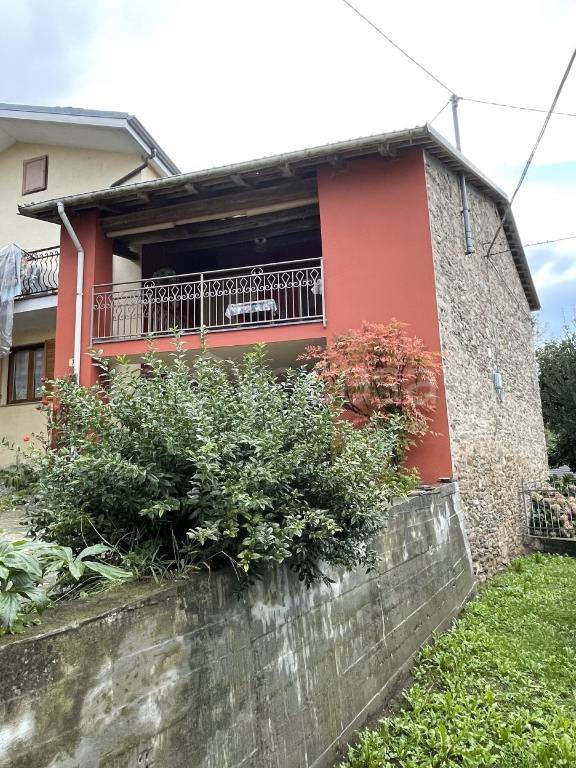 Rustico in in vendita da privato a Gambasca via Santa Lucia, 7
