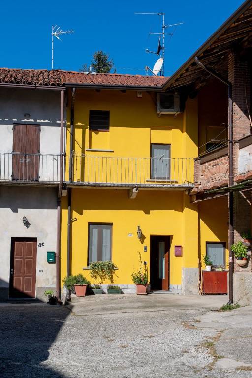 Casa Indipendente in in vendita da privato a Merate via Solferino, 3