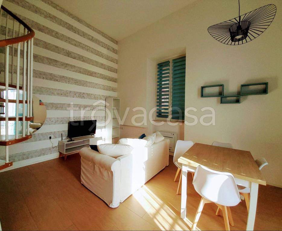 Appartamento in in vendita da privato a Trani via Gioacchino Rossini, 8