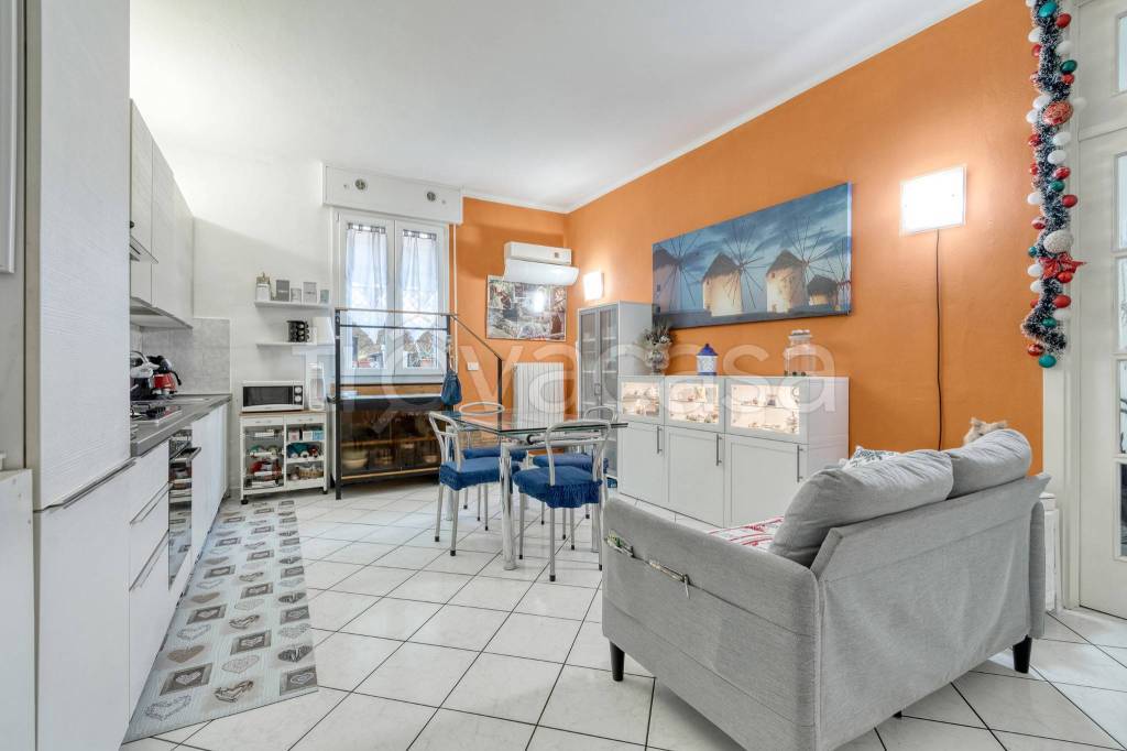 Appartamento in vendita a Bologna via Eustachio Manfredi, 9