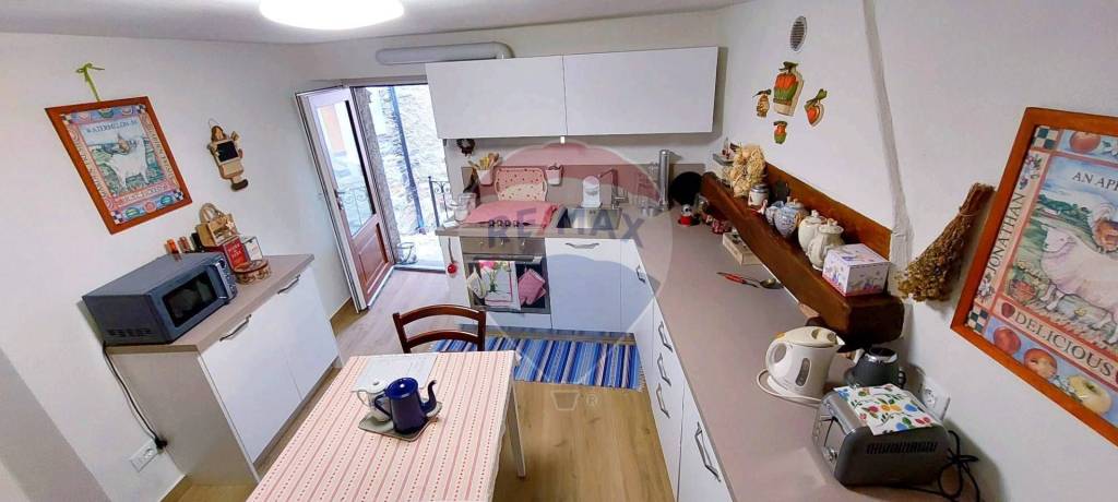 Casa Indipendente in vendita a Cannero Riviera