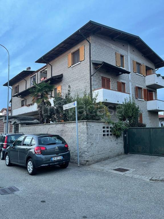 Appartamento in in vendita da privato a Gropello Cairoli via Amerigo Vespucci, 4