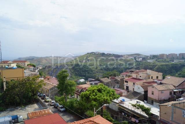 Appartamento in vendita a Catanzaro via Luigi Grimaldi