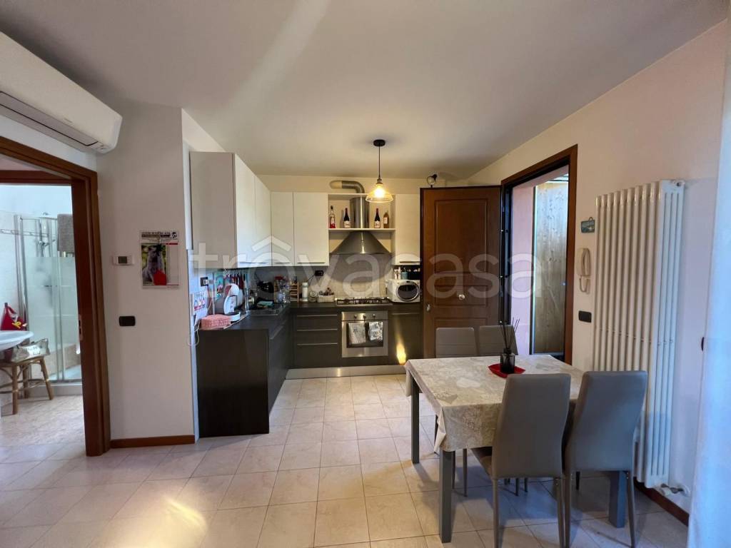 Appartamento in in vendita da privato a Coriano via Europa, 78