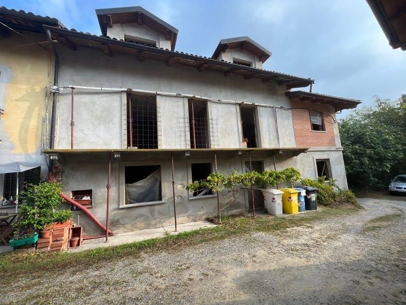 Cascina in vendita a Casalborgone strada Prin, 11