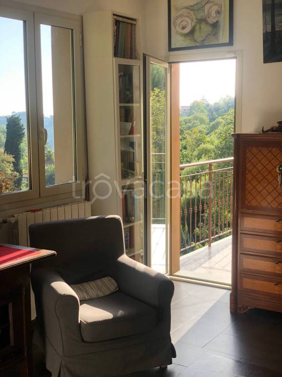 Villa in in vendita da privato a Bordighera via Generale Vincenzo Rossi, 128