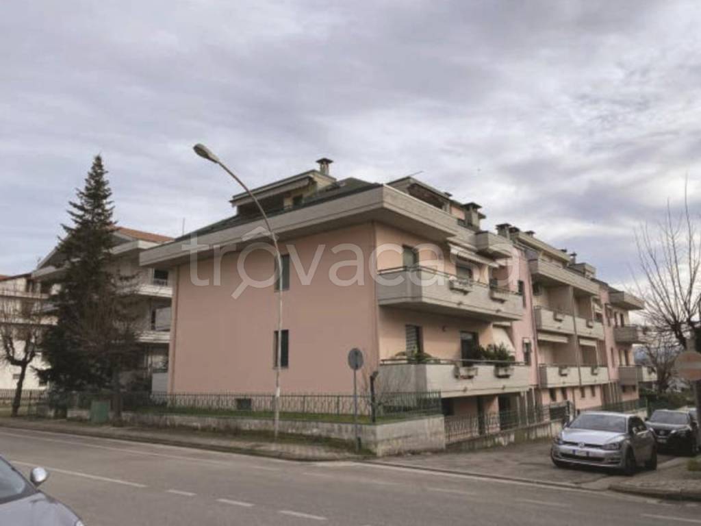 Appartamento all'asta a Castellalto via alessandro volta