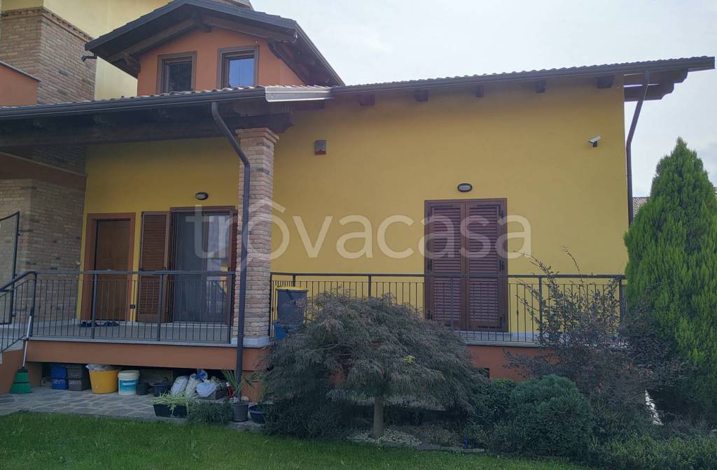 Villa in vendita a Livorno Ferraris