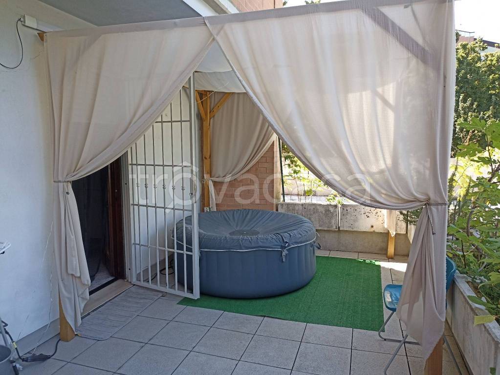 Appartamento in in vendita da privato a Reggio nell'Emilia via Cagliari, 16