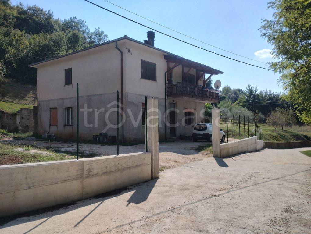 Villa in in vendita da privato a Sant'Elia Fiumerapido via Posto, 11