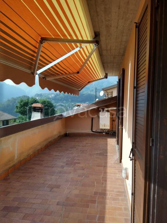 Appartamento in in vendita da privato a San Giovanni Bianco via Luigi Steffani