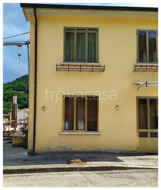 Casa Indipendente in in vendita da privato a Longare via Villa, 37