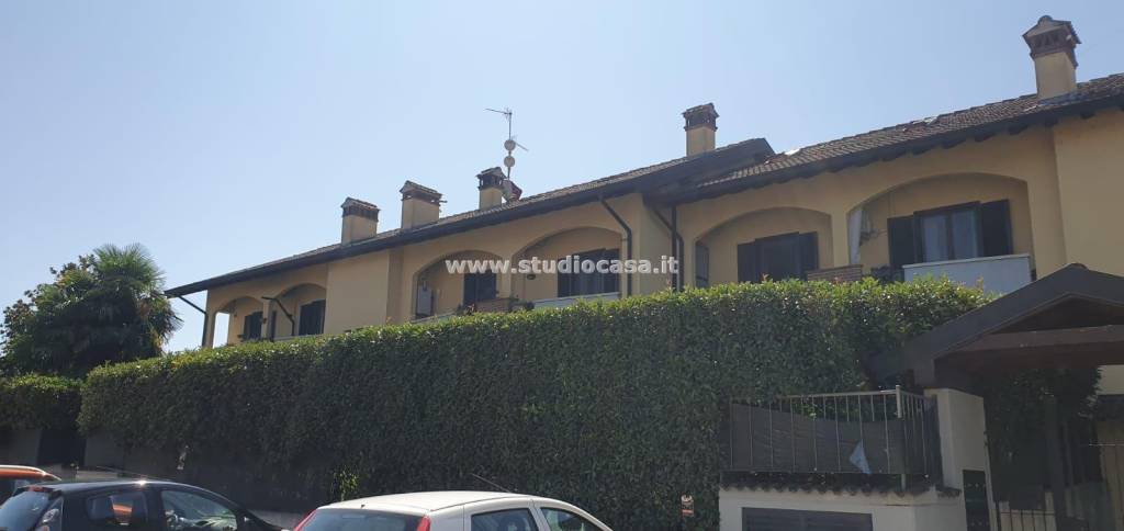 Appartamento in vendita a Bornasco via del riso