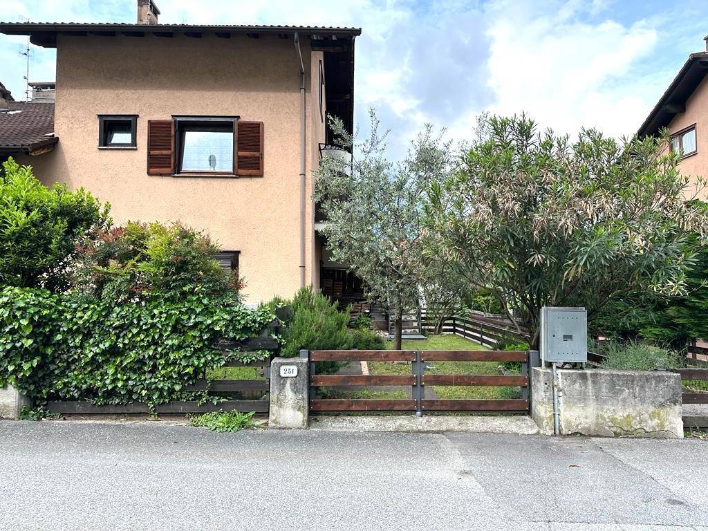 Appartamento in vendita a Novate Mezzola via Libero della Briotta, 251