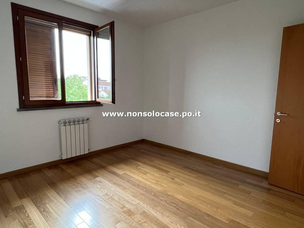 Appartamento in vendita a Prato via Modena