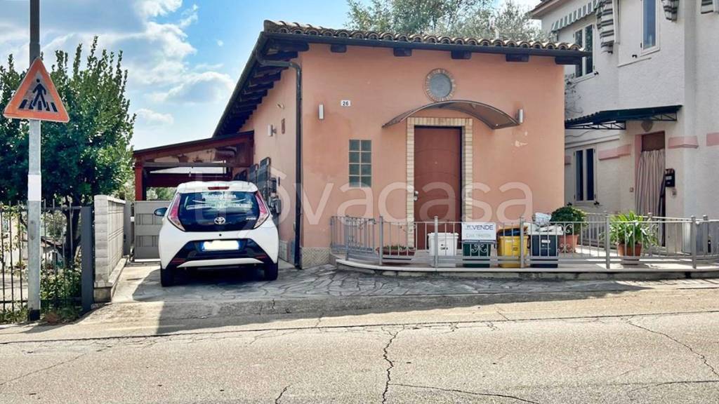 Villa in vendita a Collecorvino