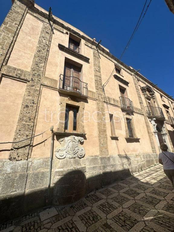 Appartamento in vendita a Erice via Vittorio Emanuele, 90