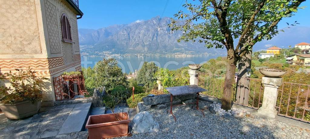 Villa in vendita a Claino con Osteno via Claino