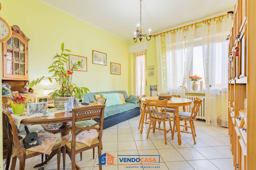 Appartamento in vendita a Fossano viale Regina Elena, 56