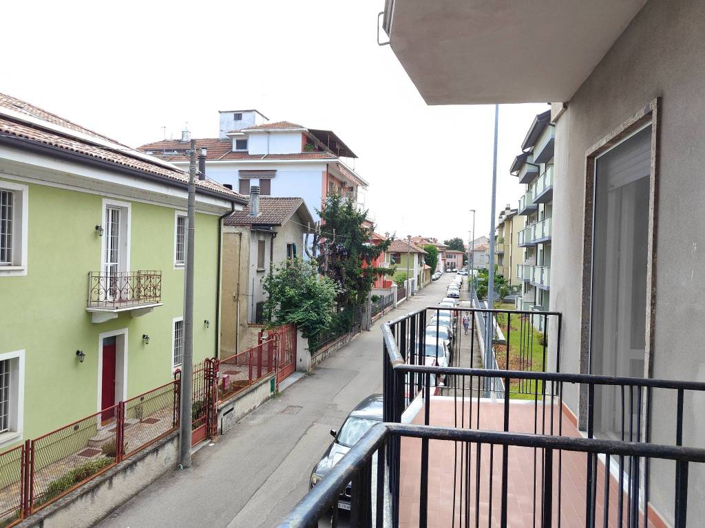 Appartamento in vendita a Pavia via Guglielmo Marconi, 1