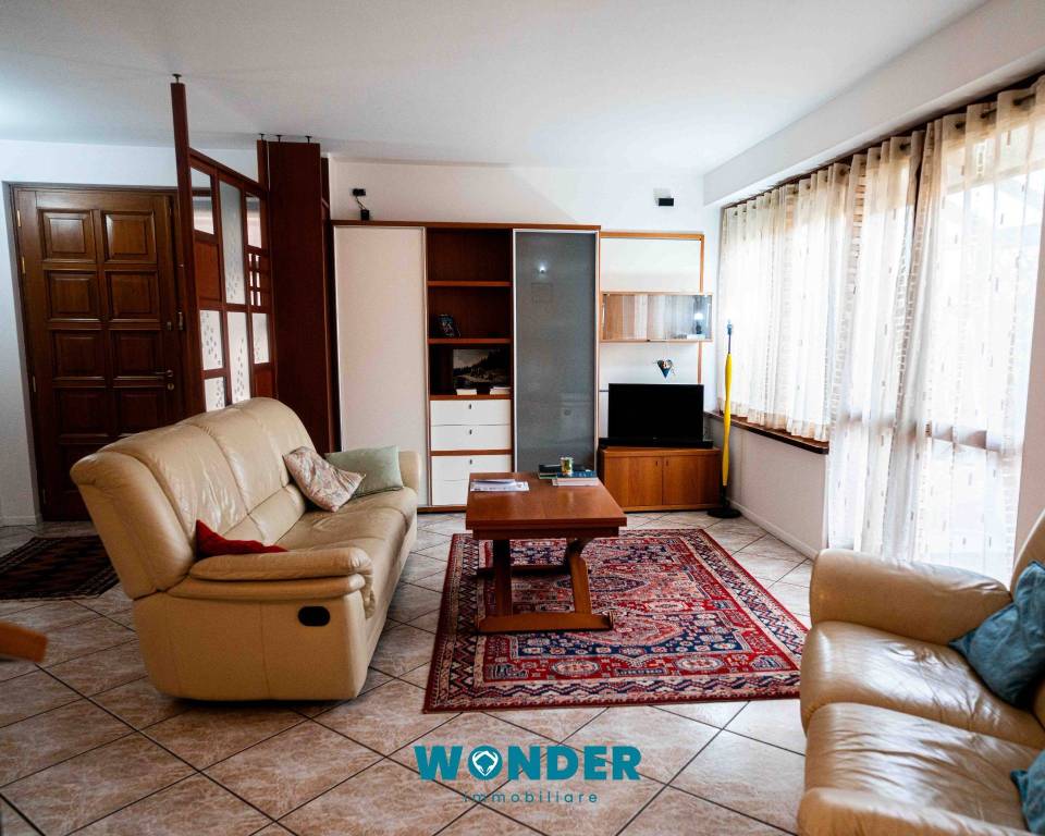 Appartamento in vendita a Besenello via Collina, 9