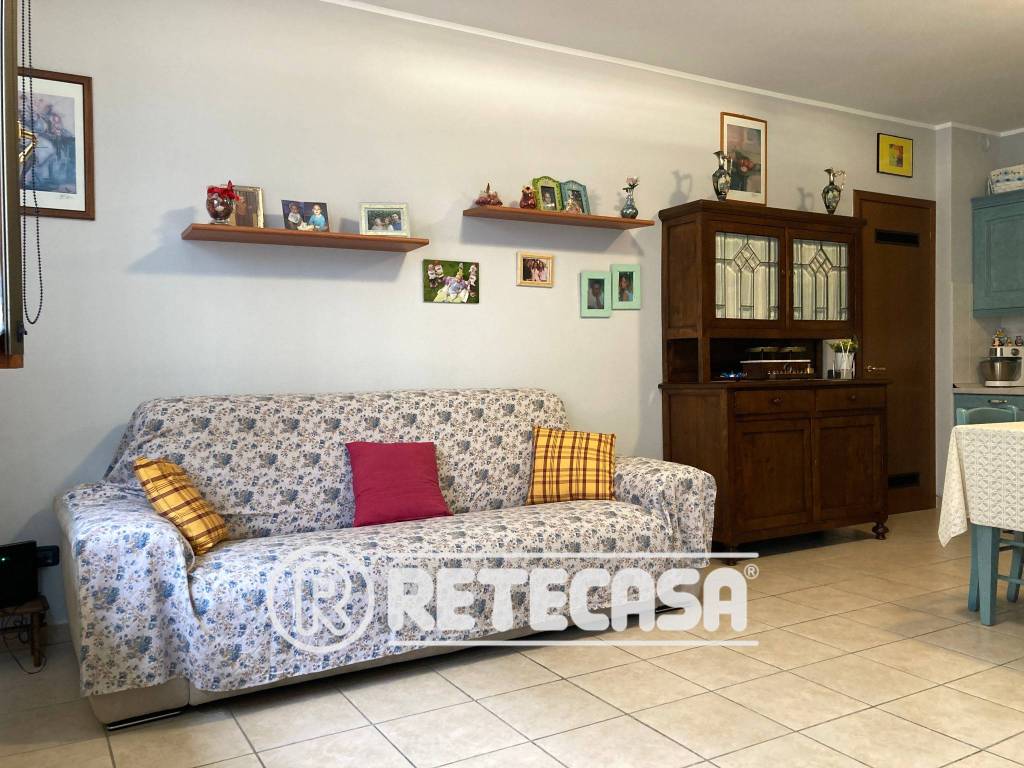 Appartamento in vendita a Pieranica viale Alessandro Manzoni