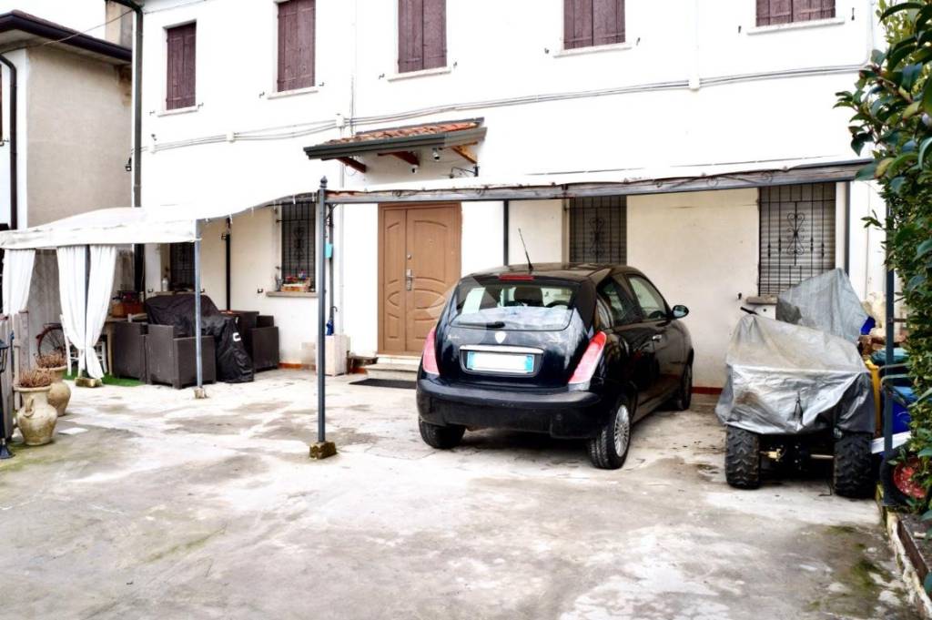 Villa Bifamiliare in vendita ad Albignasego via San Giorgio, 13