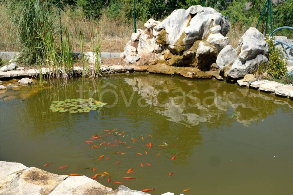 Casa Indipendente in vendita a Sulmona via Torrone