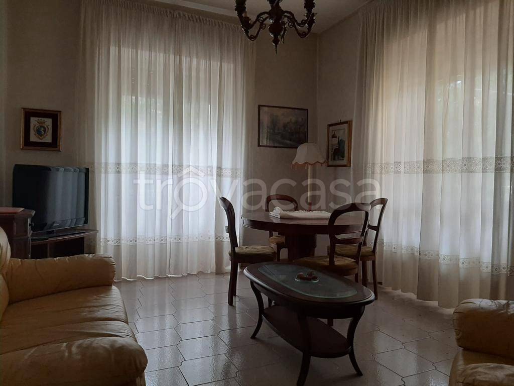 Appartamento in vendita a Isernia via Erennio Ponzio