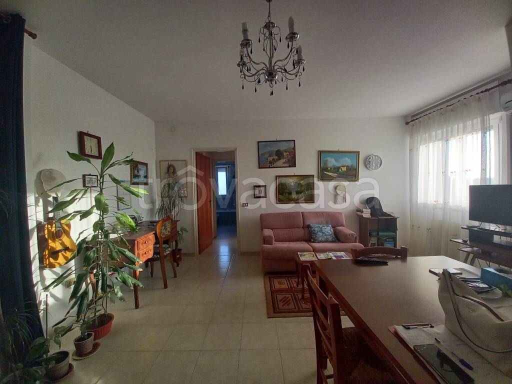 Appartamento in vendita a Bari via Gregorio Ancona