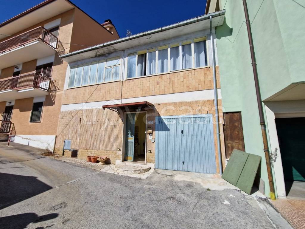 Appartamento in vendita a L'Aquila via fontegrossa, 68