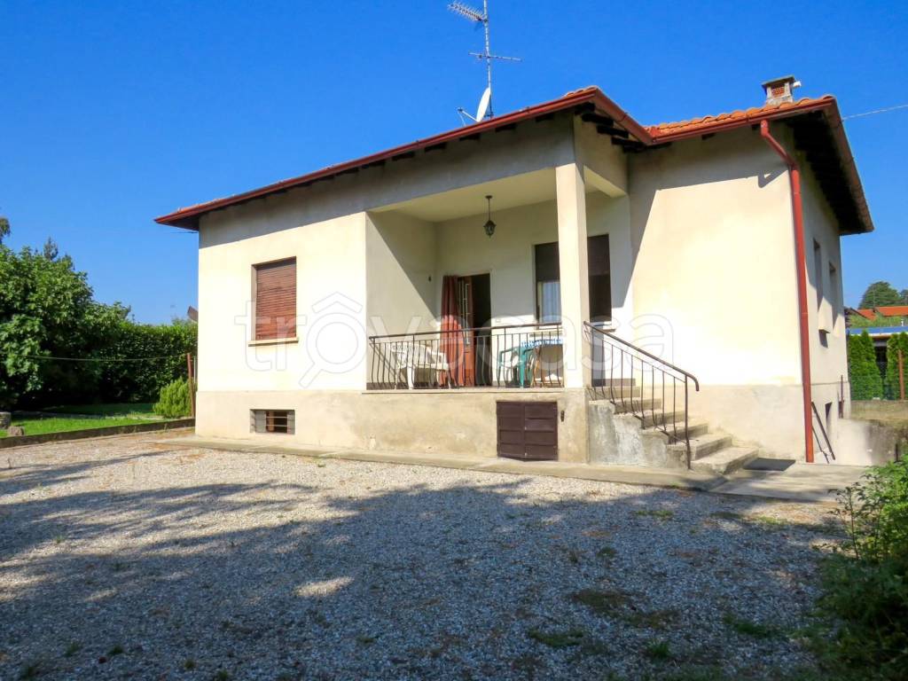Villa in in vendita da privato a Somma Lombardo via Palestro, 24