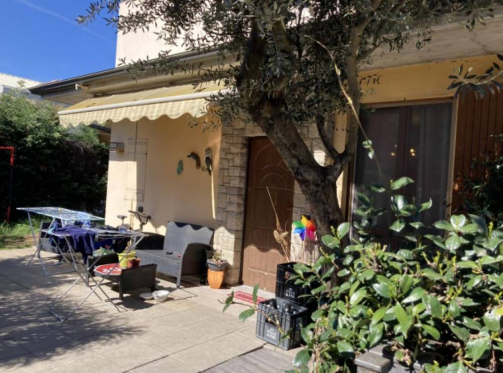 Appartamento all'asta a Brignano Gera d'Adda fratelli galliari