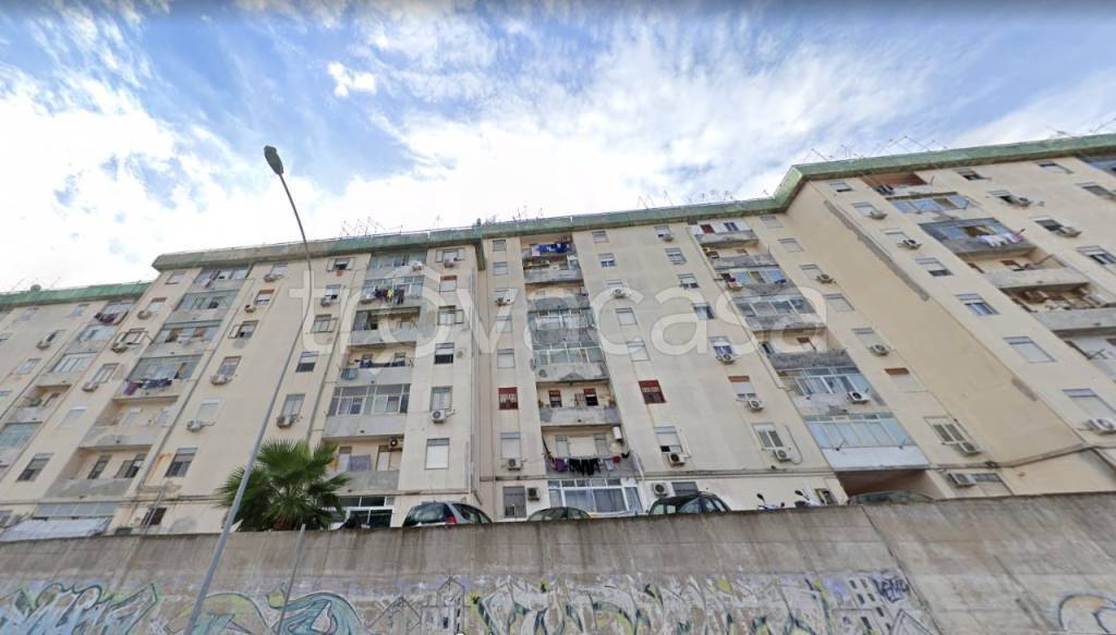 Appartamento all'asta a Siracusa via Luigi Cassia