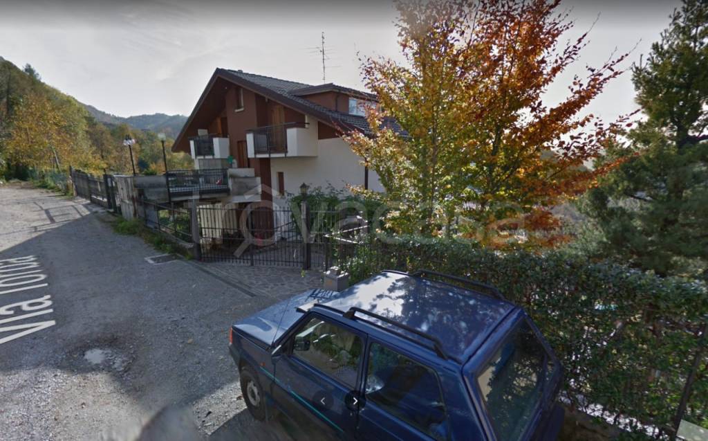 Appartamento all'asta a Carenno via Torba