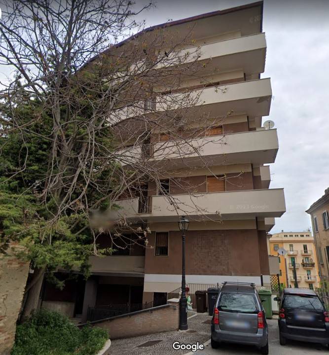 Appartamento all'asta a Chieti via Bernardo valera
