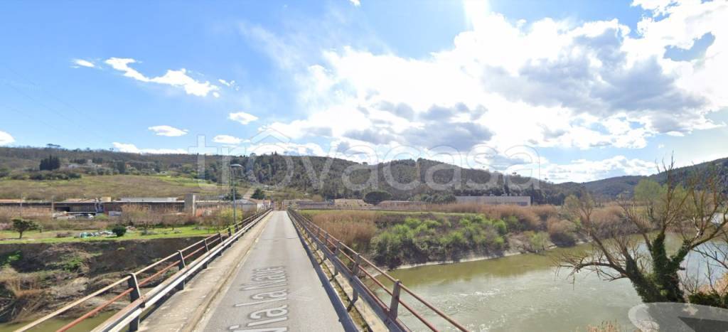 Appartamento all'asta a Capraia e Limite via camaioni