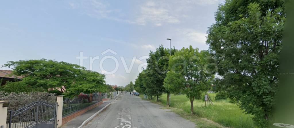 Appartamento all'asta a Santa Giuletta piazza Sandro Pertini