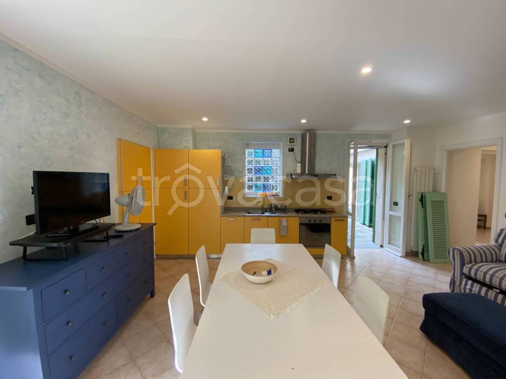 Appartamento in vendita a Laigueglia via roma