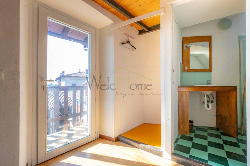 Appartamento in vendita a Inverigo via Lambro, 1