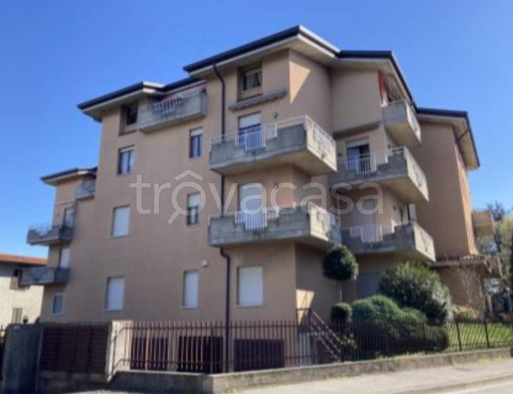 Appartamento all'asta a Brignano Gera d'Adda piazza Marconi