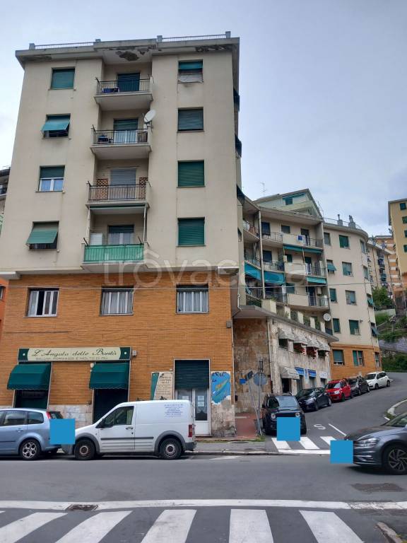 Appartamento all'asta a Genova via Giulia De Vincenzi