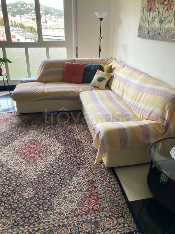 Appartamento in vendita a Savona via Mongrifone