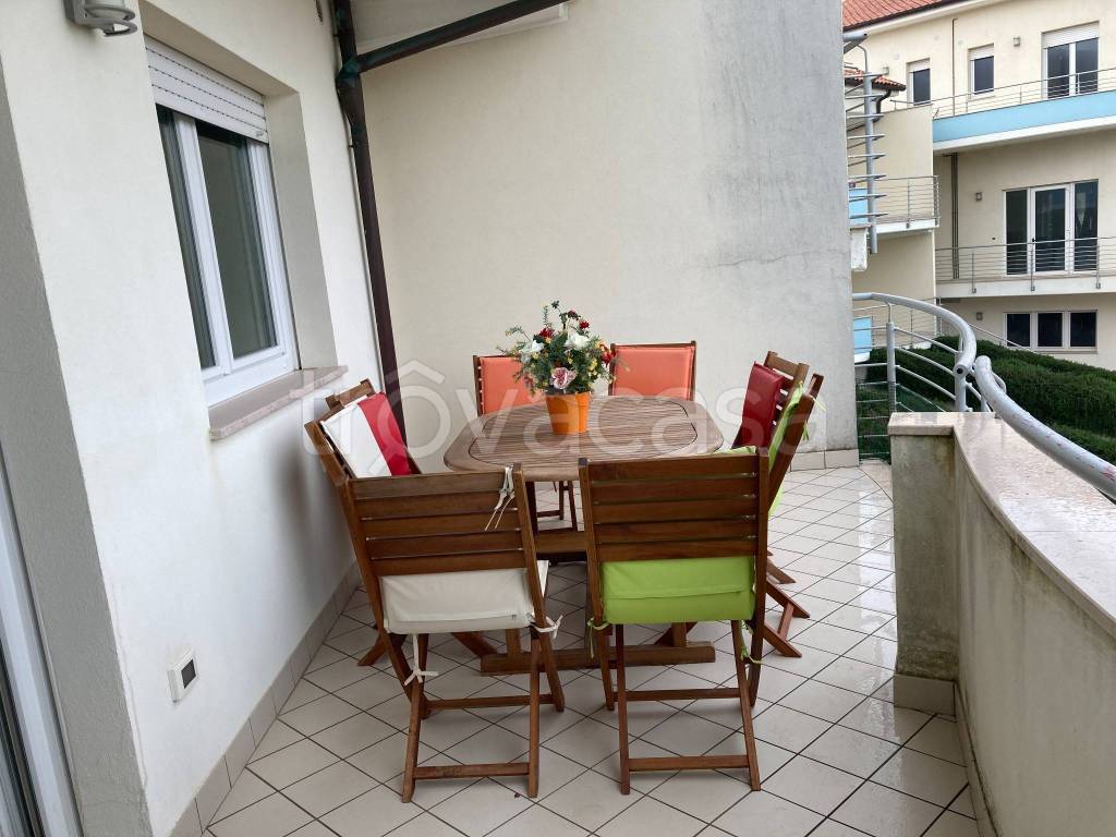 Appartamento in vendita a Ortona via Lido Riccio